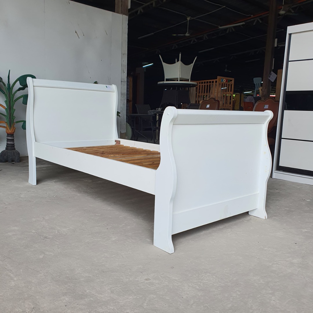 (Brand New) Bronte Single Sleigh Bed Slats & Side Rails | (Baru) Katil ...