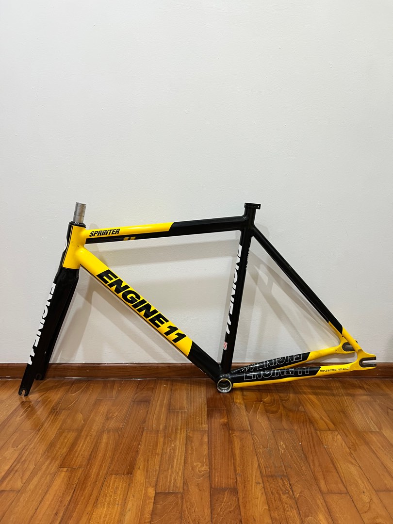 Engine 11 Sprinter track Frameset, Sports Equipment, Bicycles & Parts ...