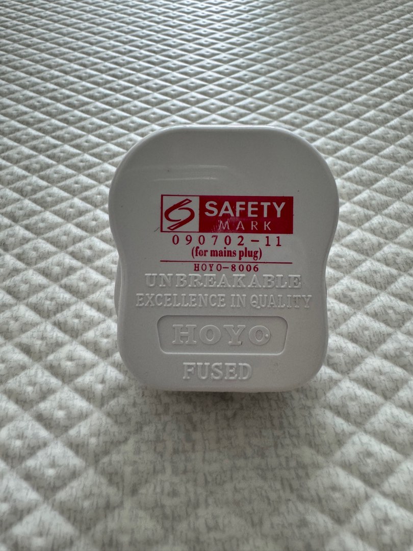 Hoyo 3 pin plug fused 13A comes with safety mark, Everything Else on ...