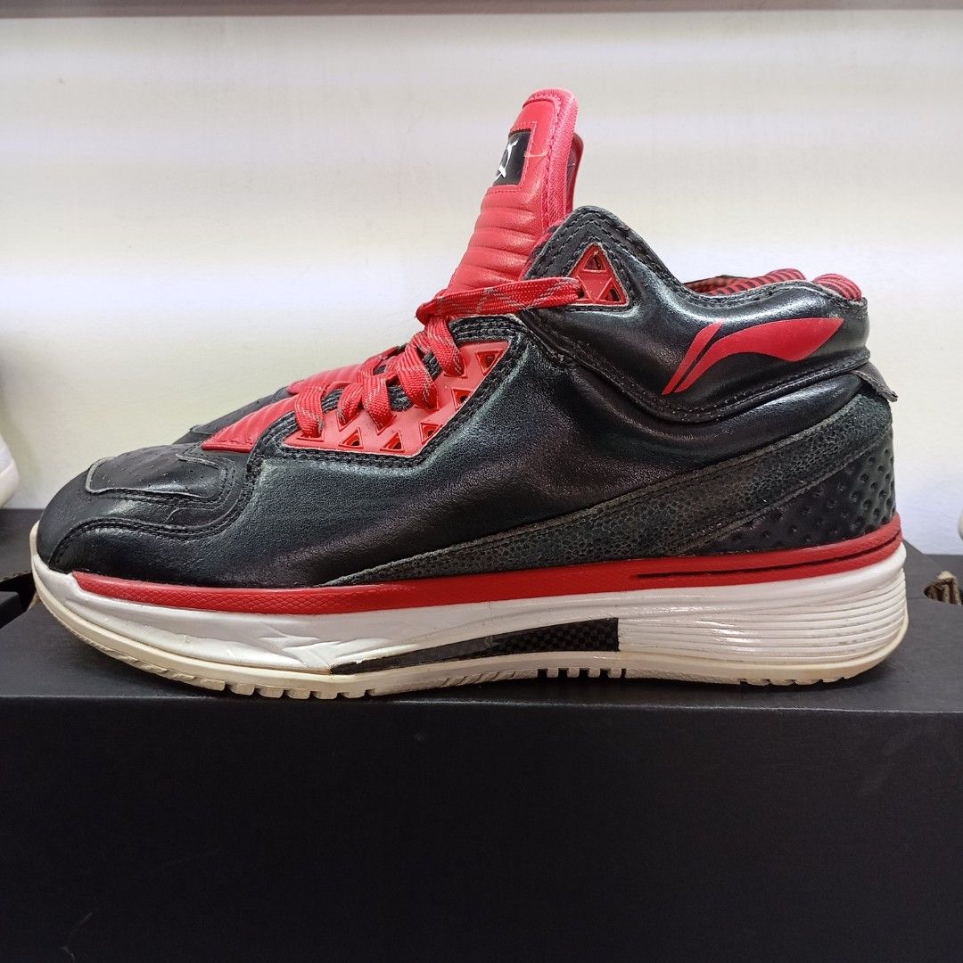 Li-ning Way of Wade Size 43, Fesyen Pria, Sepatu , Sneakers di Carousell