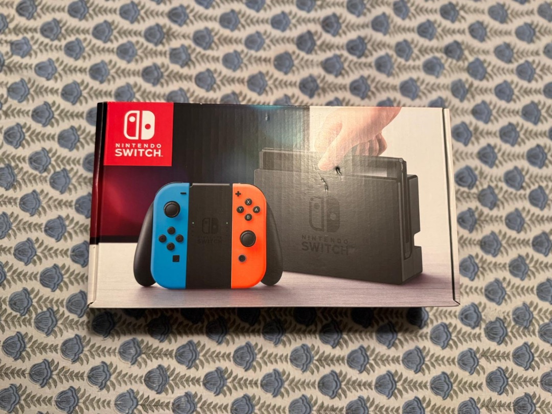 Nintendo Switch Console with Joy-Con Controllers, Video Gaming, Video ...