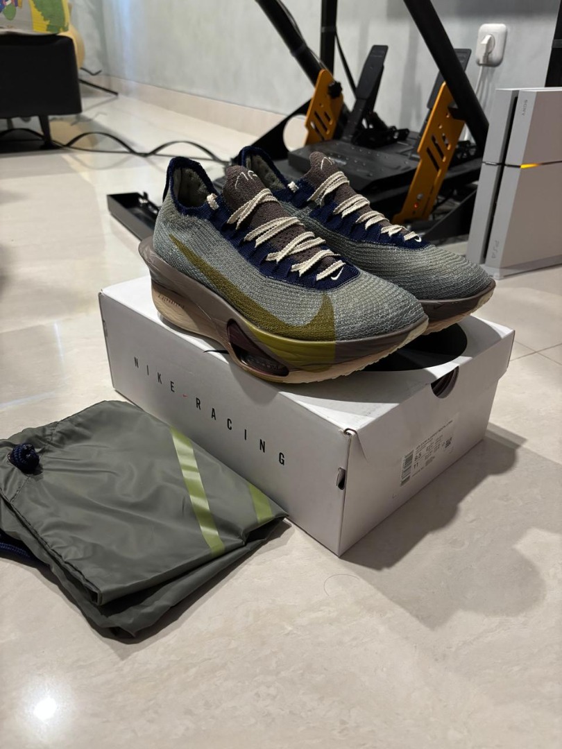 Sepatu Lari Carbon Nike Alphafly 3 Light Army Running Shoes Supershoes ...