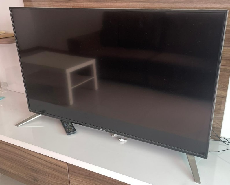 Sharp LED BACKLIGHT 45" TV with Remote, TV & Home Appliances, TV ...