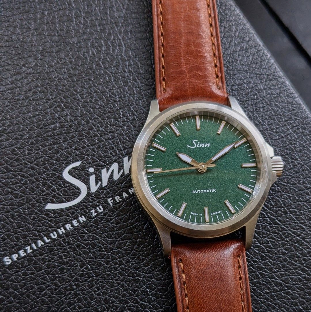 Rare! Sinn 556i Emerald Green Limited Edition 400 pcs complete with box ...