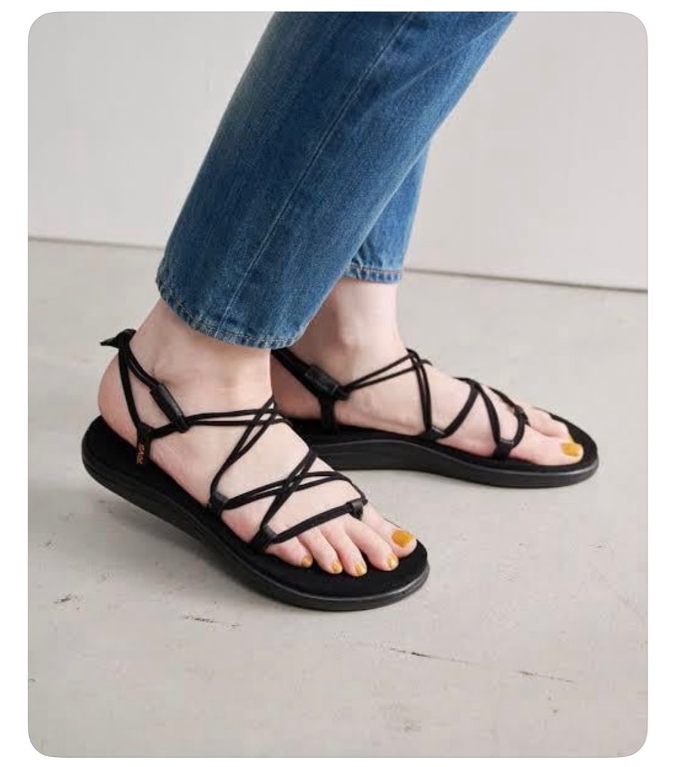 Teva voya infinity sandals, Women's Fashion, Footwear, Flats & Sandals ...