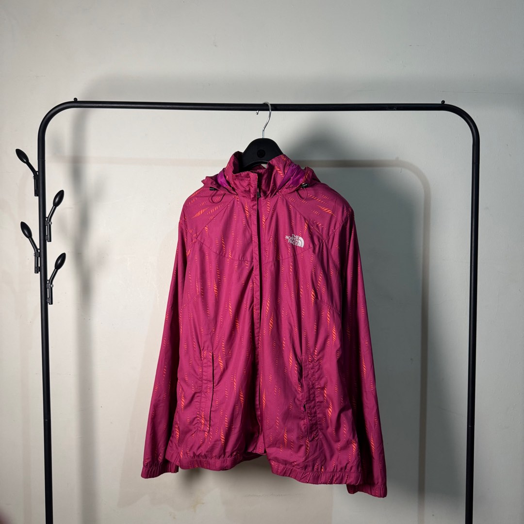 TNF WINDBREAKER JACKET PACKABLE, Women's Fashion, Coats, Jackets and ...