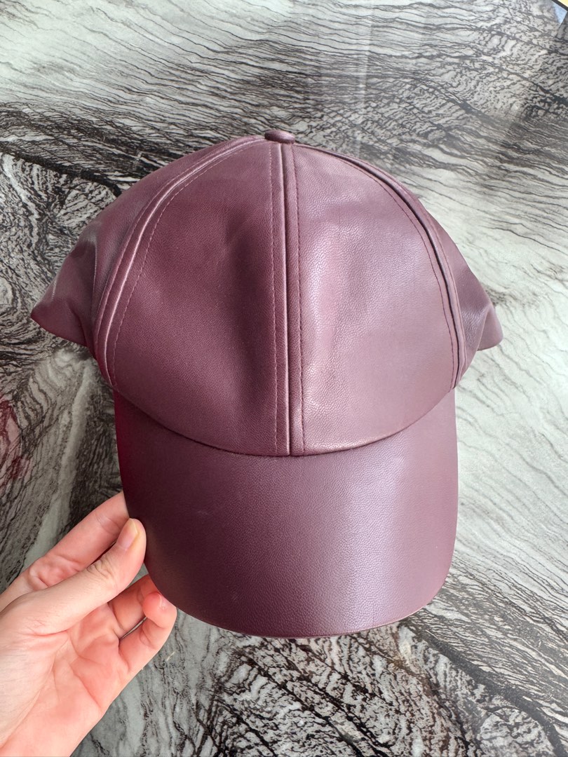Topi Kulit Maroon Leather H&M 100% Original Authentic, Fesyen Wanita ...