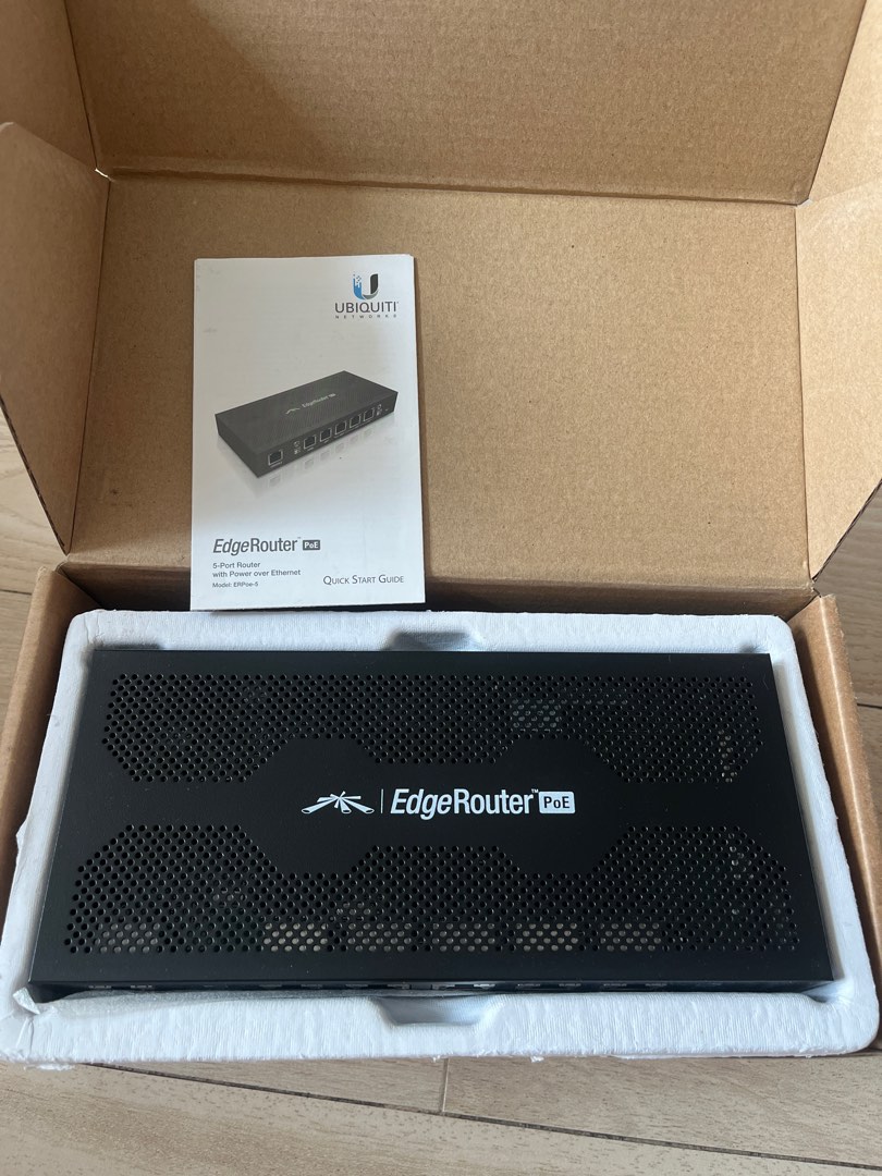 UBIQUITI Edge Router PoE ( model: ERPoe-5), 電腦＆科技, 電腦周邊及配件, 其他 - Carousell