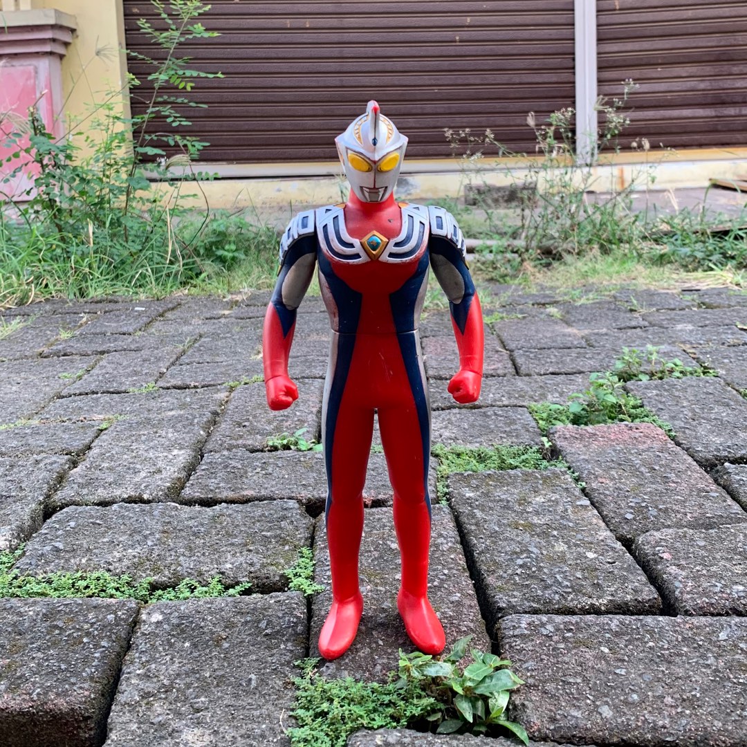 Action figure ultraman jumbo, Toys & Collectibles, Mainan di Carousell