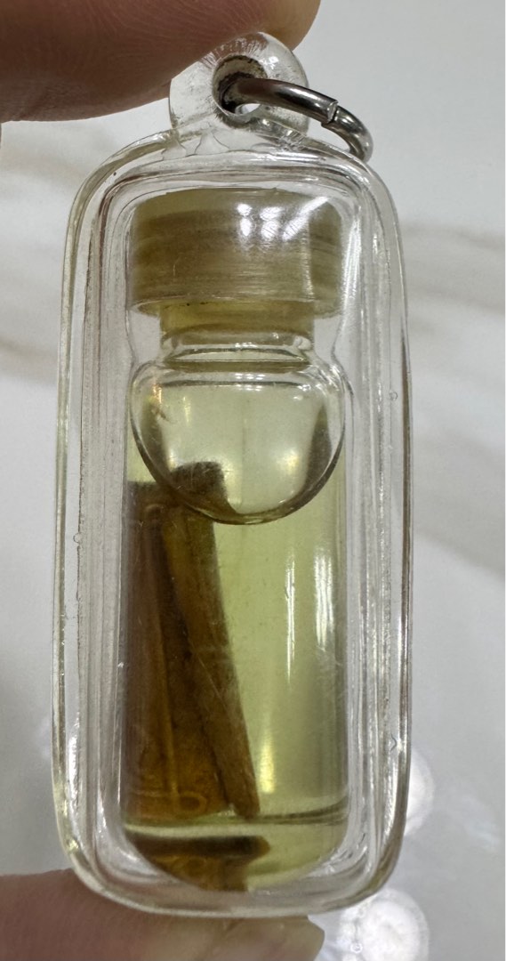 Aj Chum Cat Mouse Metta Oil with Takrut Hua Jia Maha Burut Be2519 ...