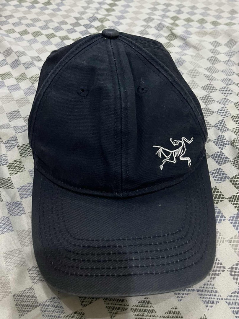 Arcteryx cap, Men's Fashion, Watches & Accessories, Caps & Hats on ...