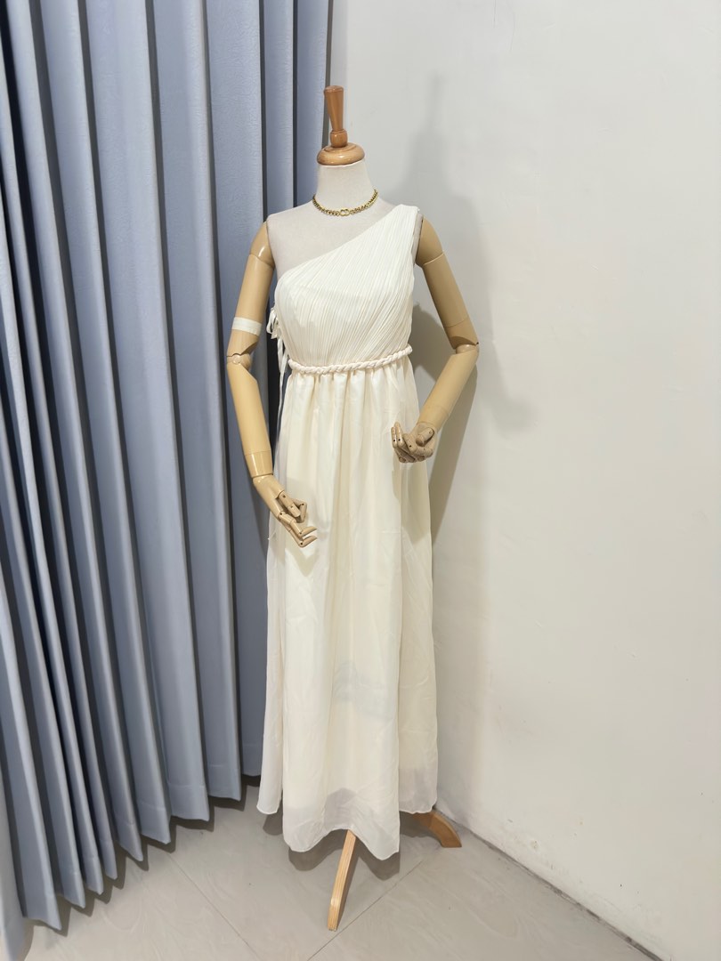 BN758 ONE SHOULDER PARTY GOWN WHITE, Fesyen Wanita, Pakaian Wanita ...