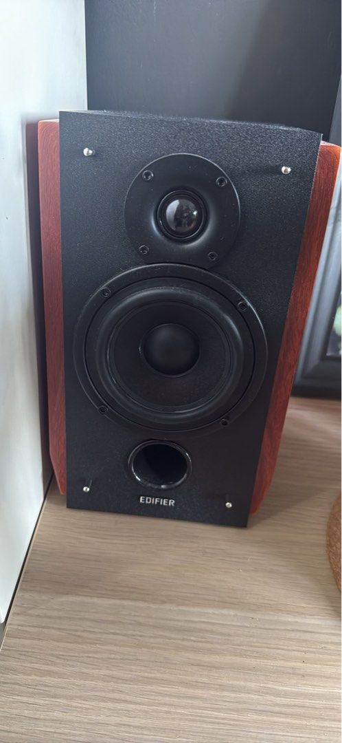 Edifier r1700bts, Audio, Soundbars, Speakers & Amplifiers on Carousell
