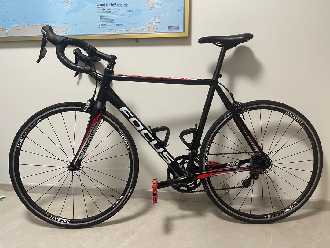 Focus Cayo 105 bike (L) with pacenti wheels, Sports Equipment, Bicycles ...