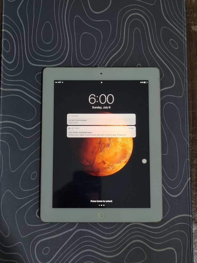 iPad Gen 4 16gb Cellular 4th Generation, Telepon Seluler & Tablet, Tablet di Carousell