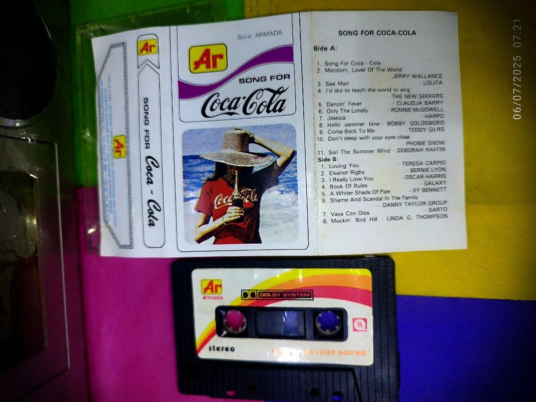 Kaset pita ori SONG FOR COCA COLA 1979 AR Records, Musik & Media, CD ...