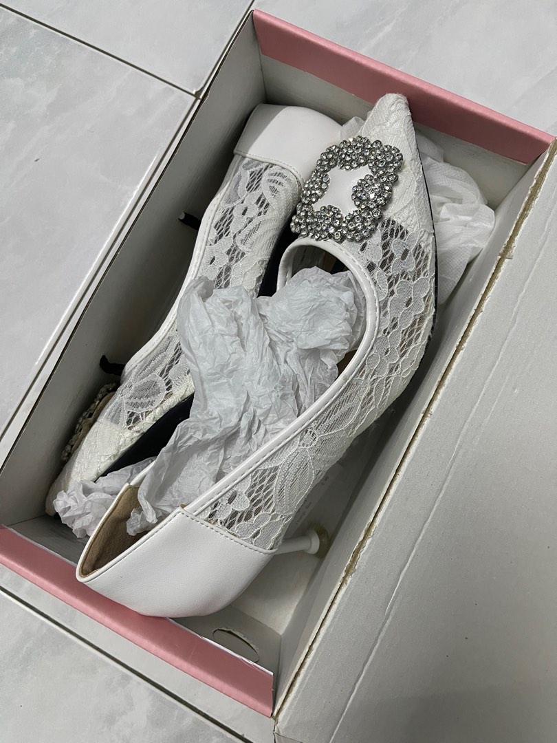 Kasut heels nikah, Women's Fashion, Footwear, Heels on Carousell
