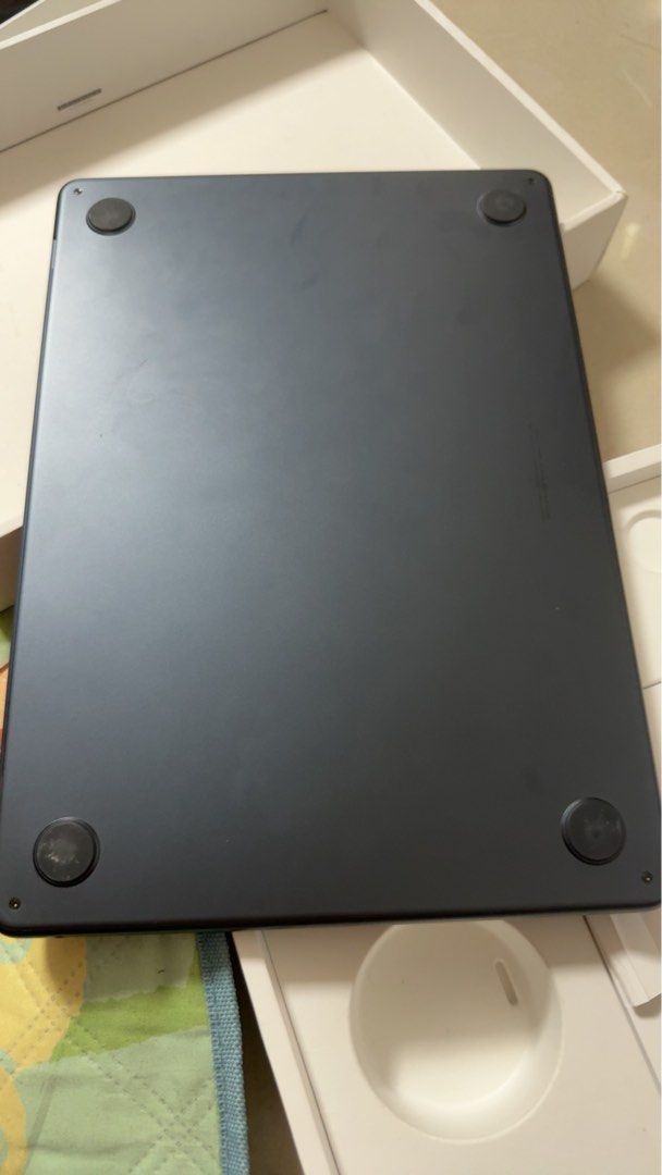 MacBook Air M2, This is an 16GB RAM + 256GB storage model in Midnight ...