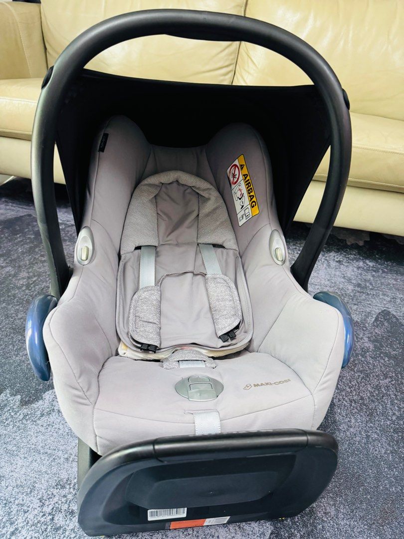 Maxicosi Baby Carrier with Isofix Base (2wayFix), Babies & Kids, Going ...