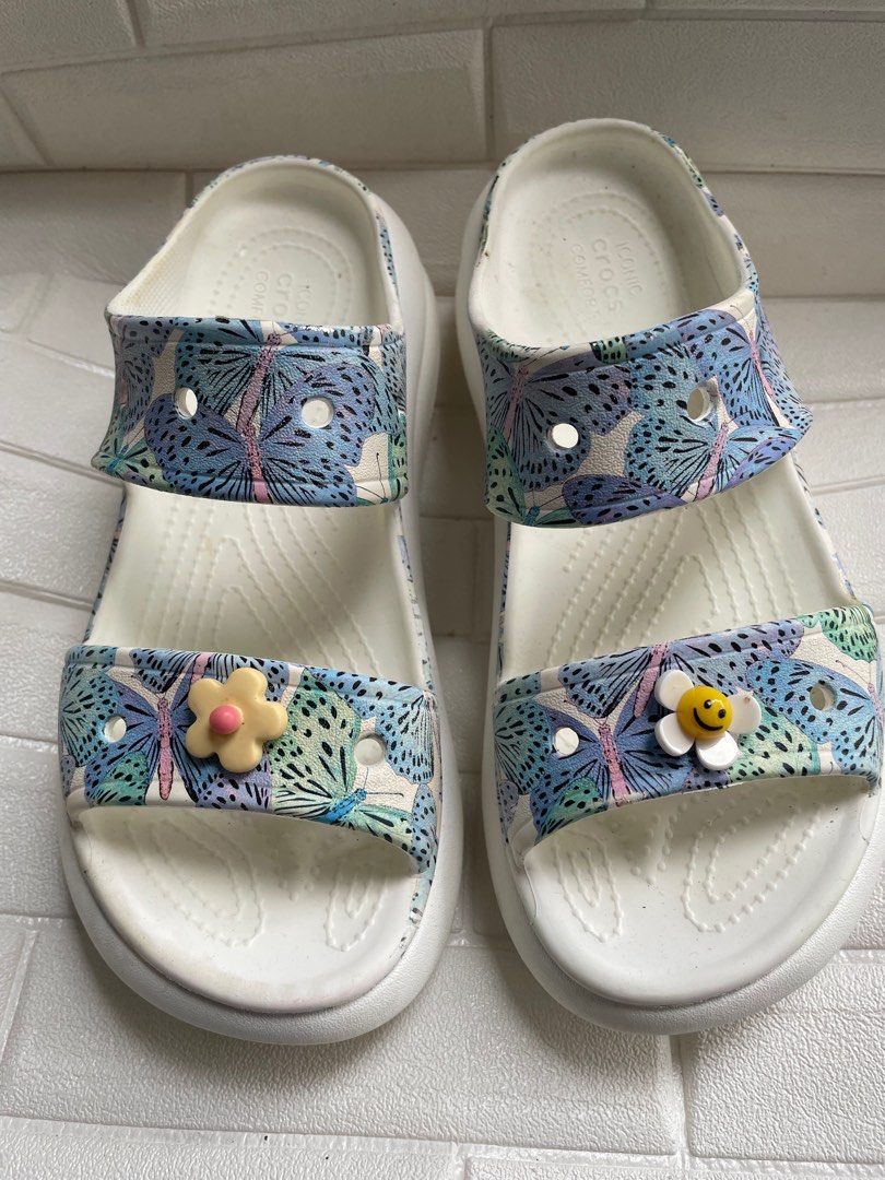 Orig legit Crocs W8 classic platform sandal, Women's Fashion, Footwear ...
