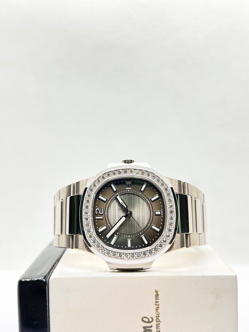 Pre Owned Patek Philippe Nautilus 7010/1G-010 Grey Dial Quartz White ...