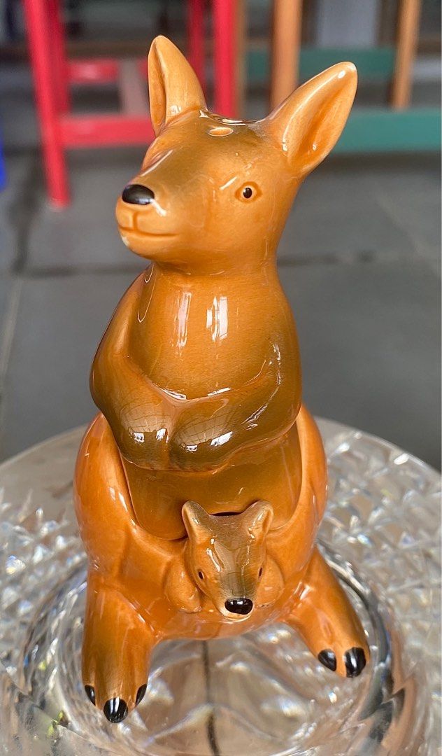 Set Tempat Garam & Merica – Keramik Kanguru.Made in China., Kitchen ...