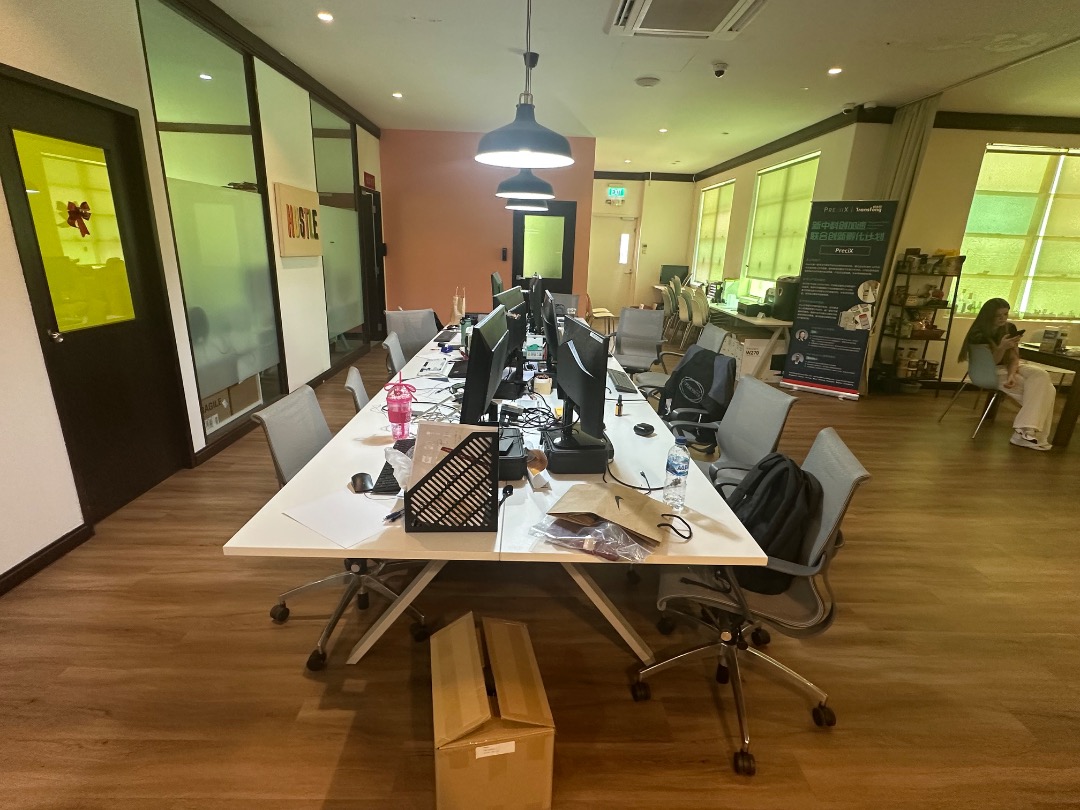 APEX Workstation office meeting table/computer table, Furniture & Home ...