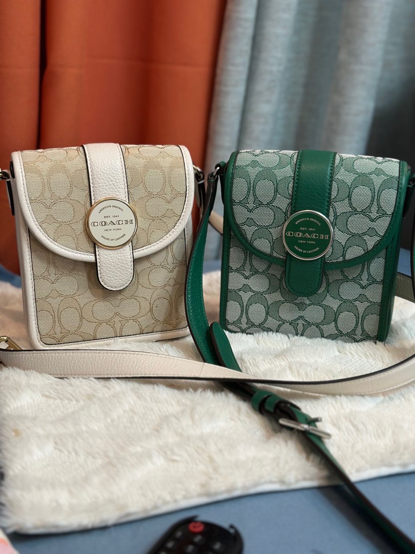 Coach lonie, Luxury, Bags & Wallets on Carousell