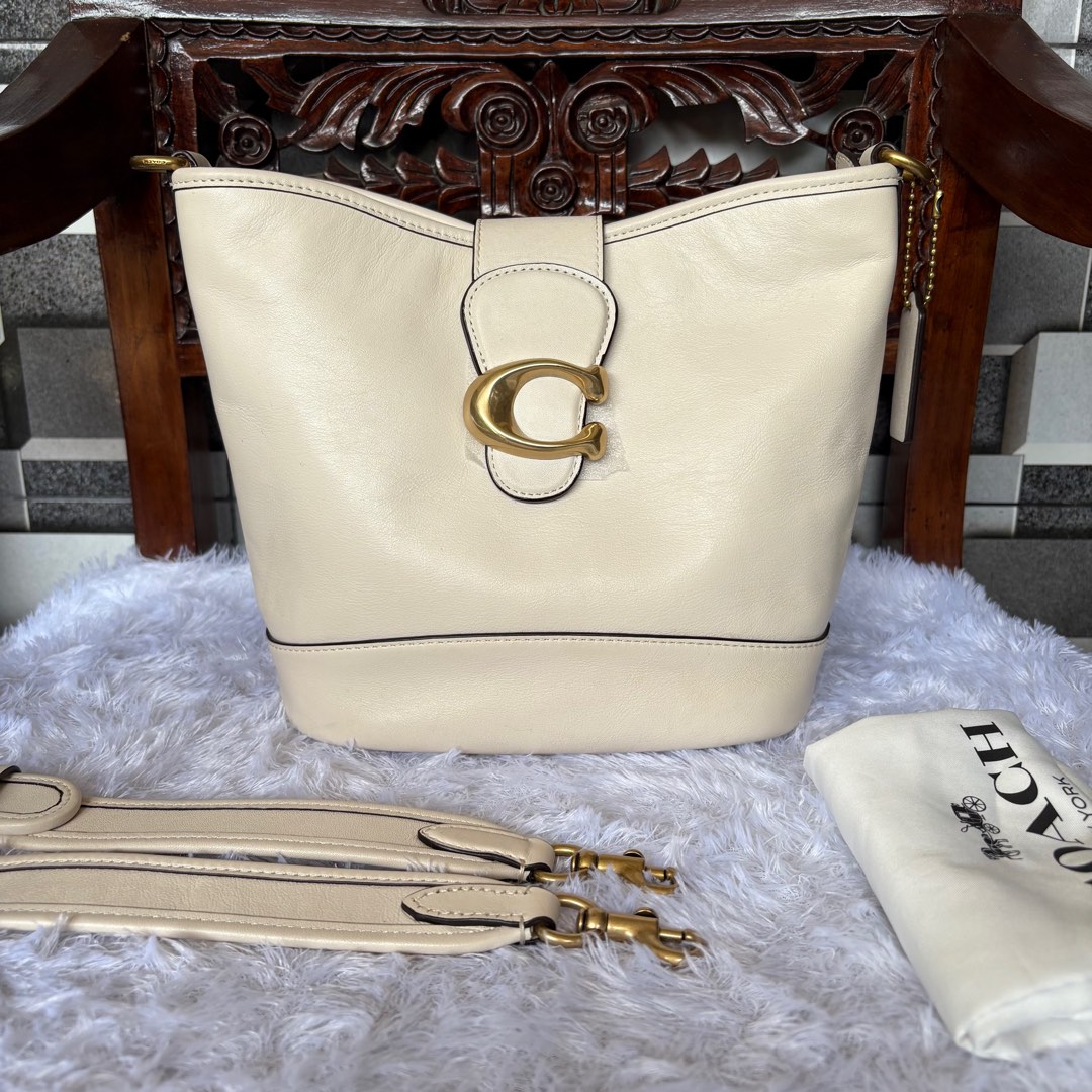 Coach tabby bucket, Barang Mewah, Tas & Dompet di Carousell