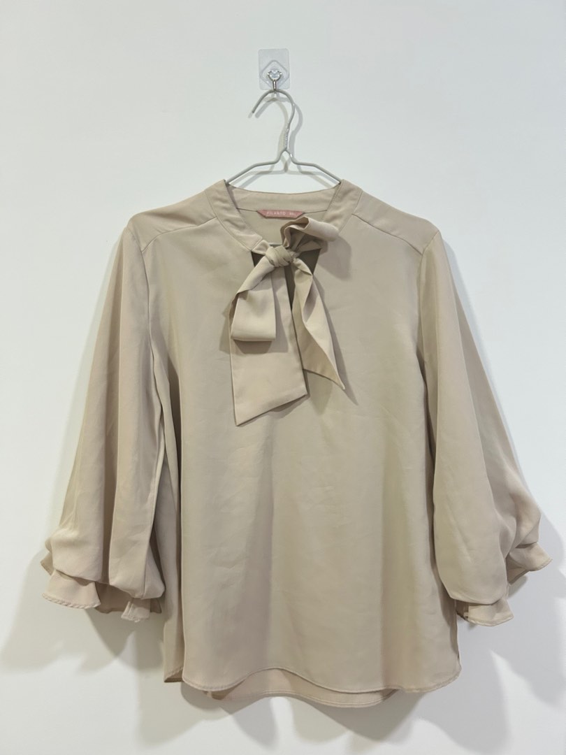 Filanto Blouse, Women's Fashion, Tops, Blouses on Carousell