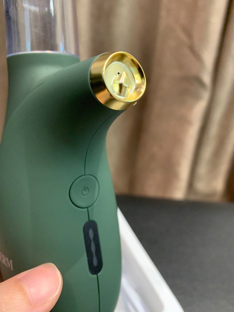 Magicboo Ceuderm Handheld Oxygen injector, Beauty & Personal Care, Face ...