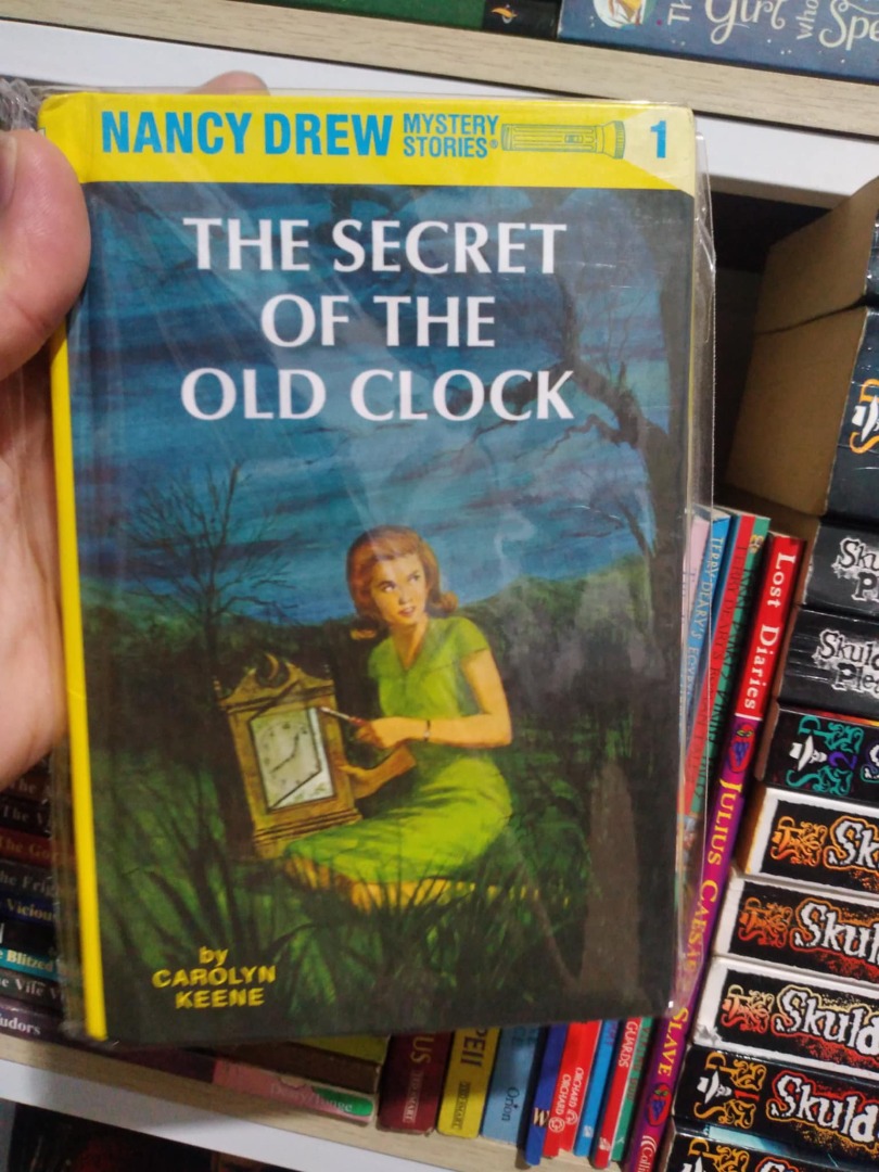 NANCY DREW #1 THE SECRET OF THE OLD CLOCK, Hobbies & Toys, Books ...