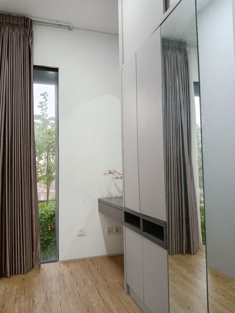 Rumah 3 lantai 5 mnit ke MRT Lebak bulus, Properti, Dijual di Carousell