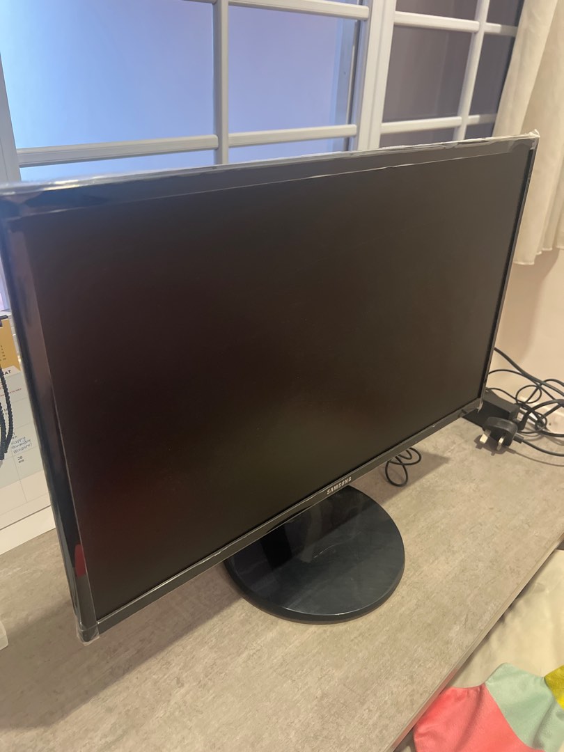 Samsung Monitor - Black S24F350, Computers & Tech, Parts & Accessories ...