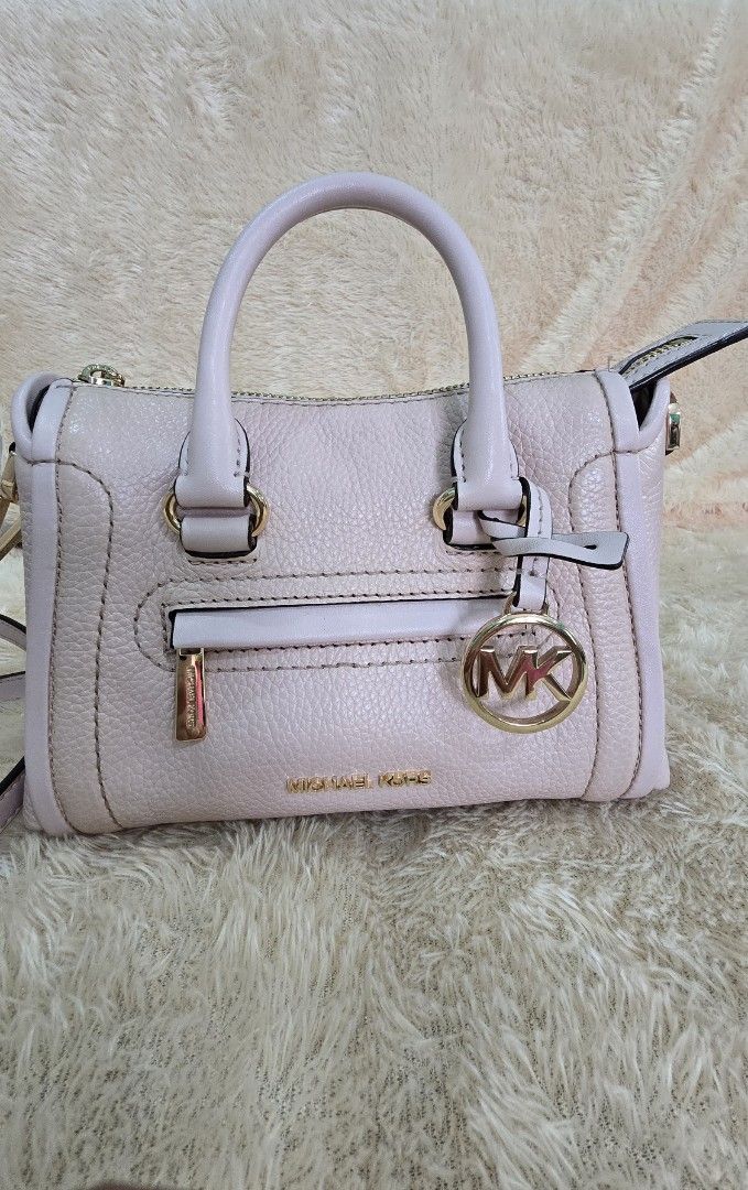 Sling bag Mk carinne blush pink xs preloved, Fesyen Wanita, Tas ...