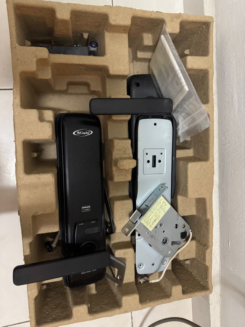 St Guchi Digital Door Lock, Furniture & Home Living, Security & Locks ...