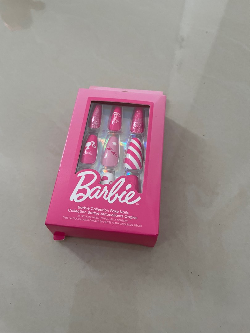 Barbie Pressed on Nails Fake Nails (kuku palsu) brand Miniso, Kesehatan ...