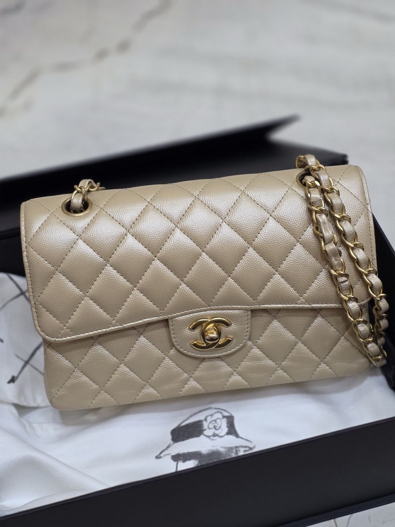 Chanel small classic caviar champagne ghw chip 2022 Complete set ...