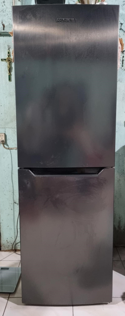 Defective Refrigerator Condura No Frost 9.0 Cu. Ft. CBF-253i, TV & Home ...