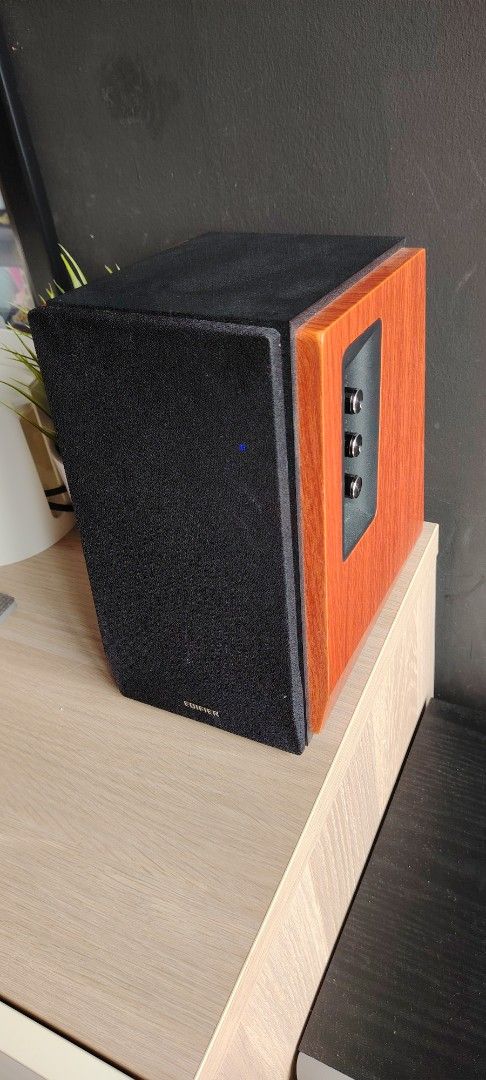 EDIFIER R1700BTS, Audio, Soundbars, Speakers & Amplifiers on Carousell