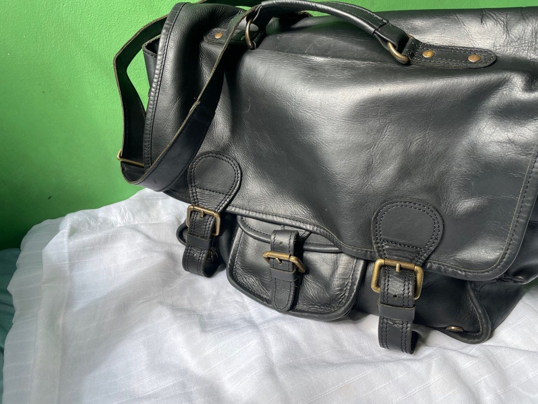 Mahi Leather, Men's Fashion, Bags, Briefcases on Carousell