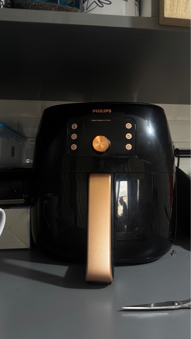 PHILIPS HD9860 Premium XXL Air Fryer HD9860/90, Elektronik, Lainnya di ...