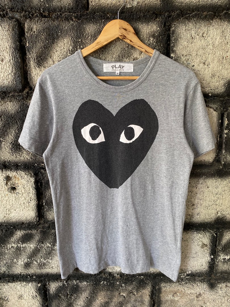 Play CDG Big Heart Logo, Men's Fashion, Tops & Sets, Tshirts & Polo ...