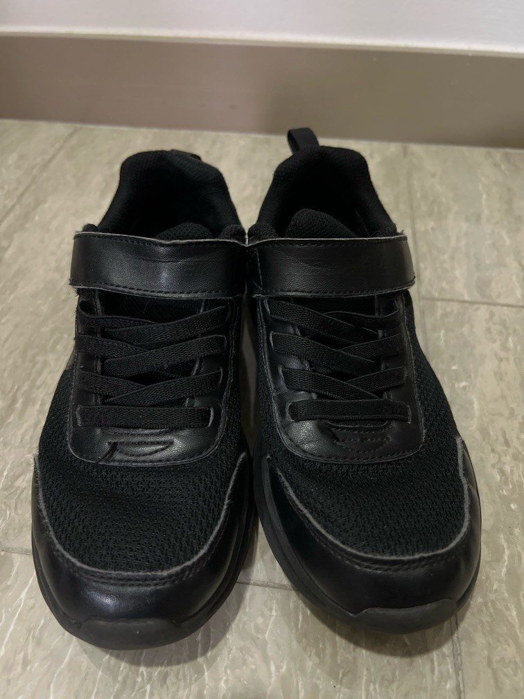 Skechers school Shoes, Babies & Kids, Babies & Kids Fashion on Carousell