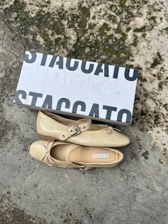 staccato ballerina shoes, Fesyen Wanita, Sepatu di Carousell
