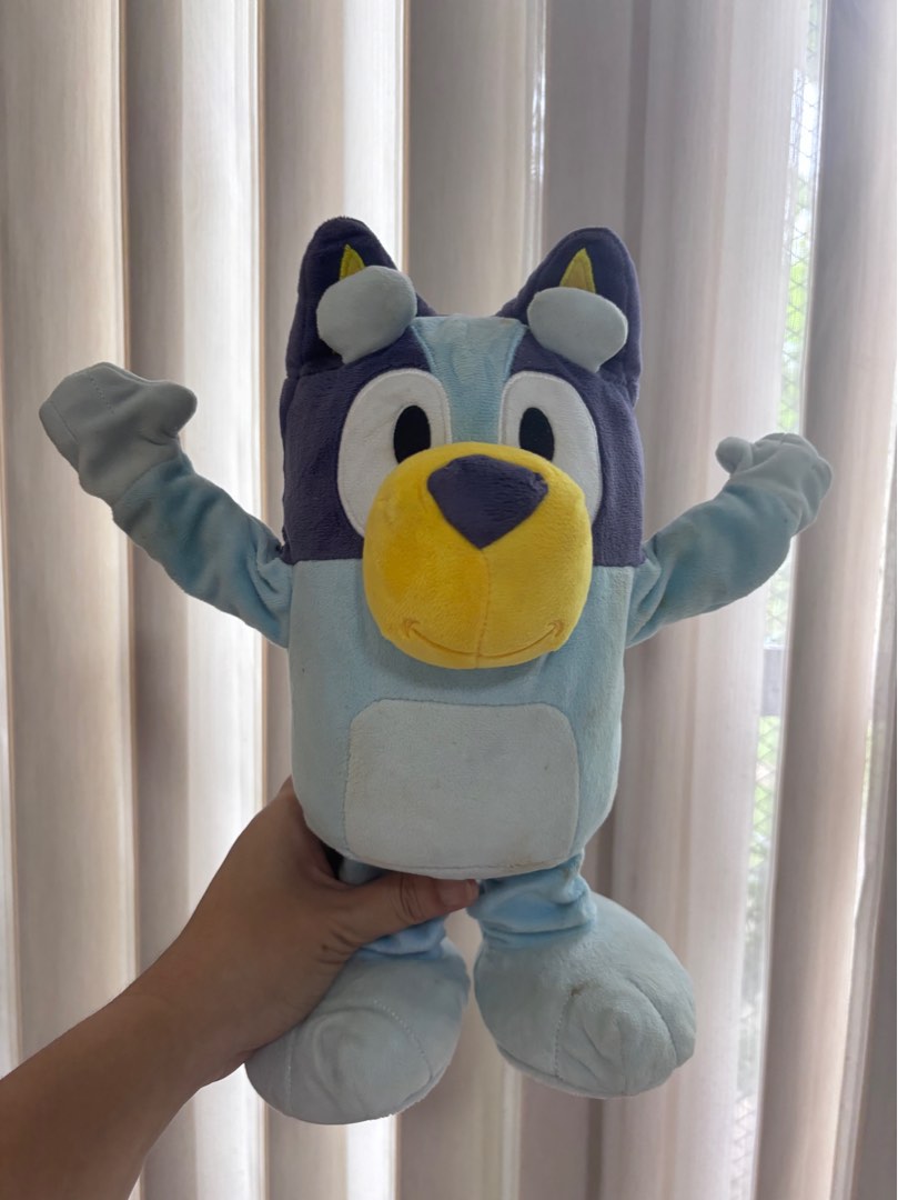 Talking Bluey, Hobbies & Toys, Toys & Games on Carousell