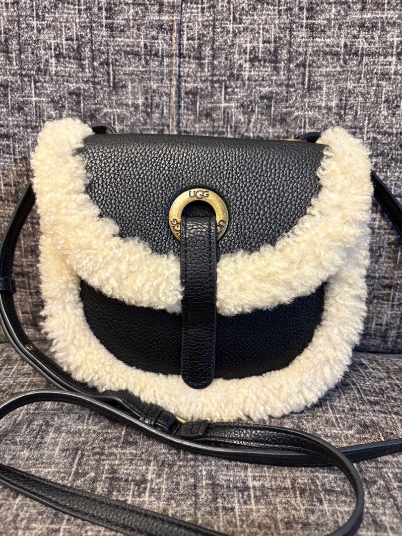 UGG TELFAR 8x8 inches original, Women's Fashion, Bags & Wallets, Cross ...