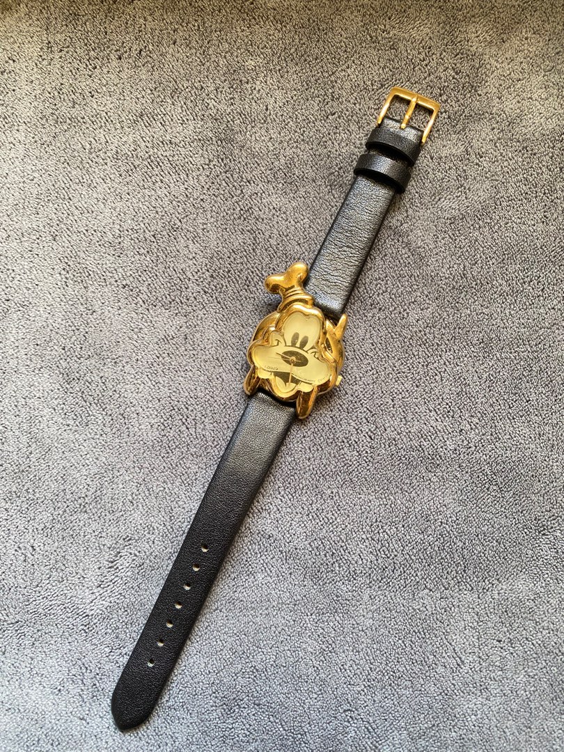 vintage seiko lorus goofy tank watch, Women's Fashion, Watches ...