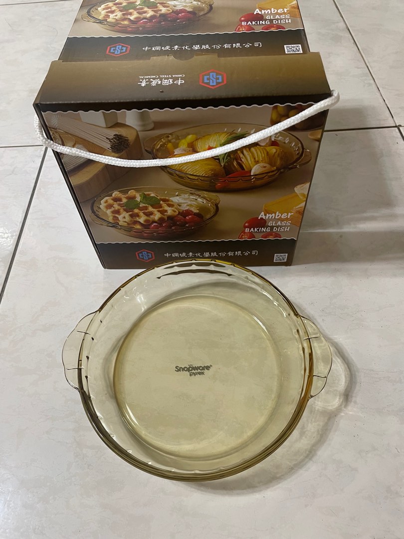 【康寧 Snapware】晶彩琥珀耐熱玻璃烤盤8吋 全新, 家具及居家用品, 廚具和餐具, 烤盤在旋轉拍賣