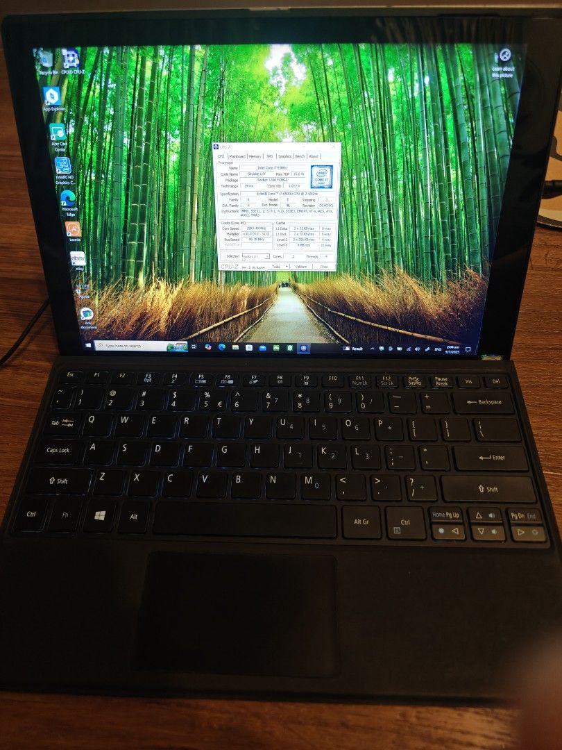 Acer Switch 12 SW5-271-650U 2-in-1 Laptop, Computers & Tech, Laptops ...
